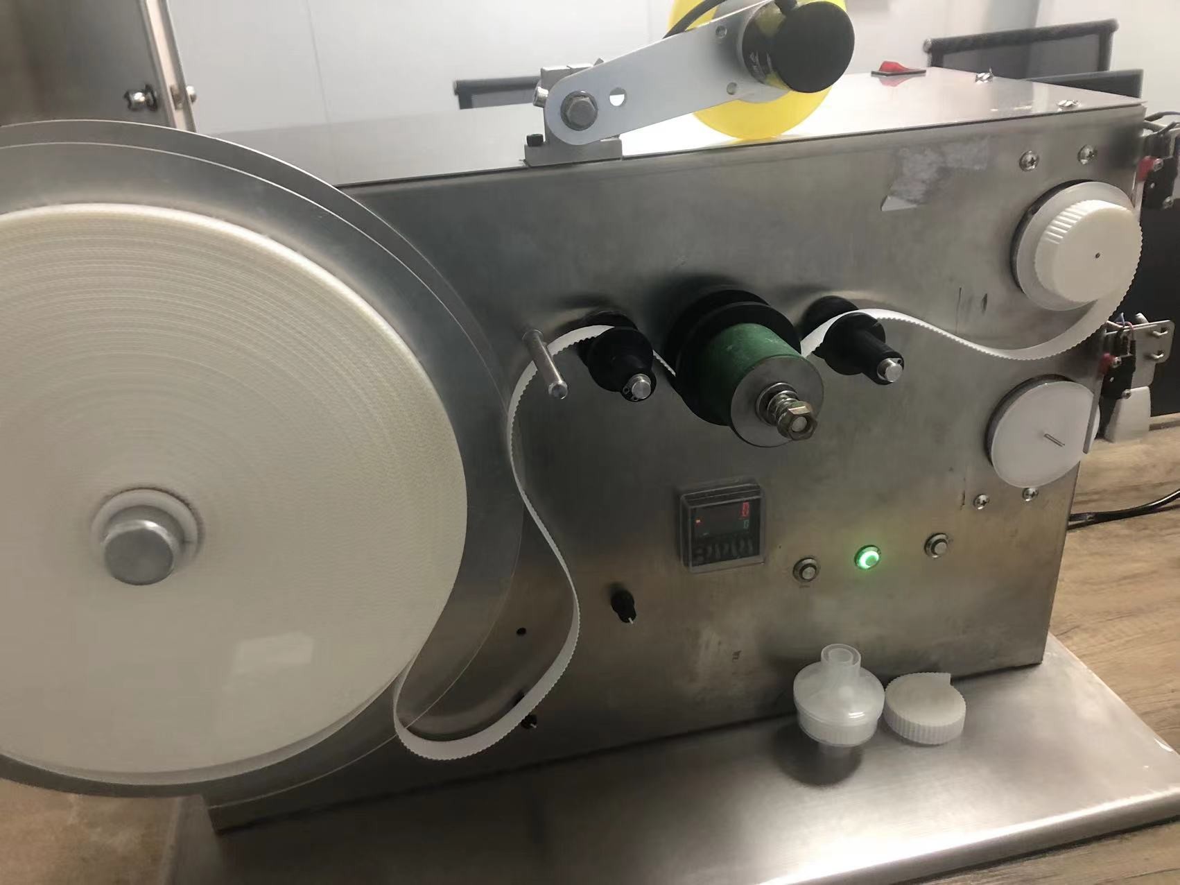 Versatile Pneumatic Winding Machine for 3 Inch Tape Core Size and ...